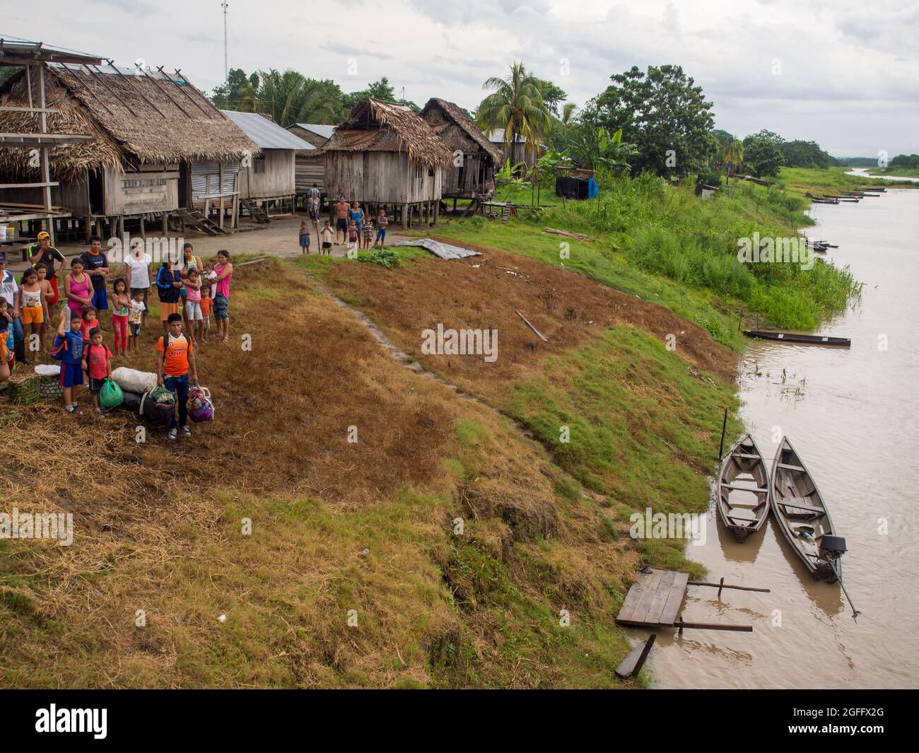 Amazon village brazil south america hi-res stock photography and images ...