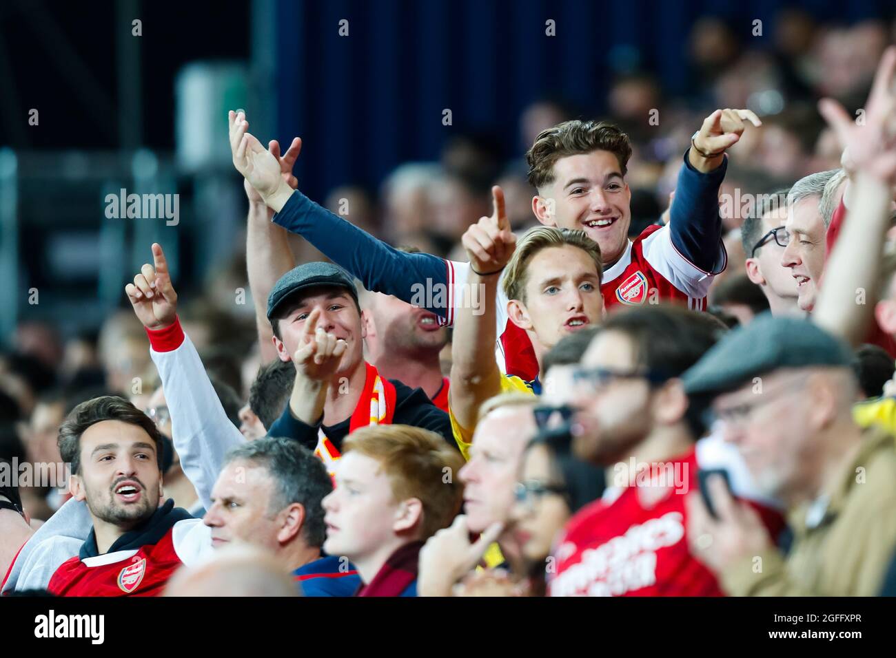 West bromwich albion fans celebrate hi-res stock photography and images ...