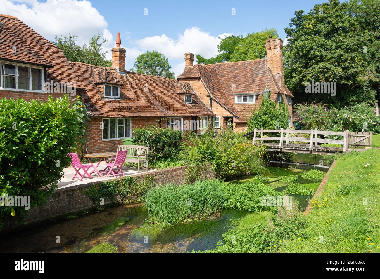 Wooden bridge over river hi-res stock photography and images - Alamy