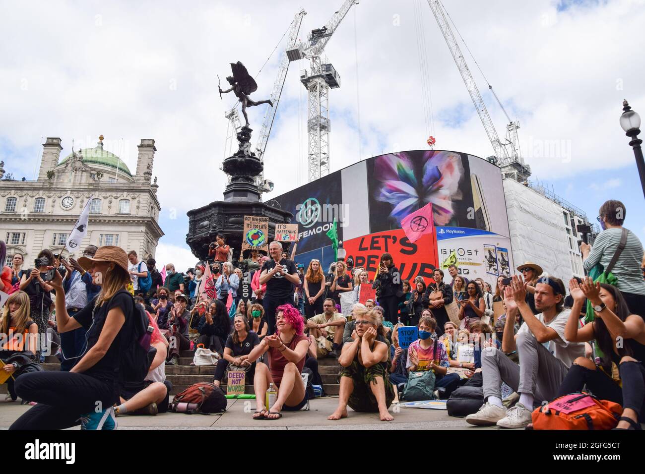Protesters gather during the demonstration in Piccadilly Circus ...