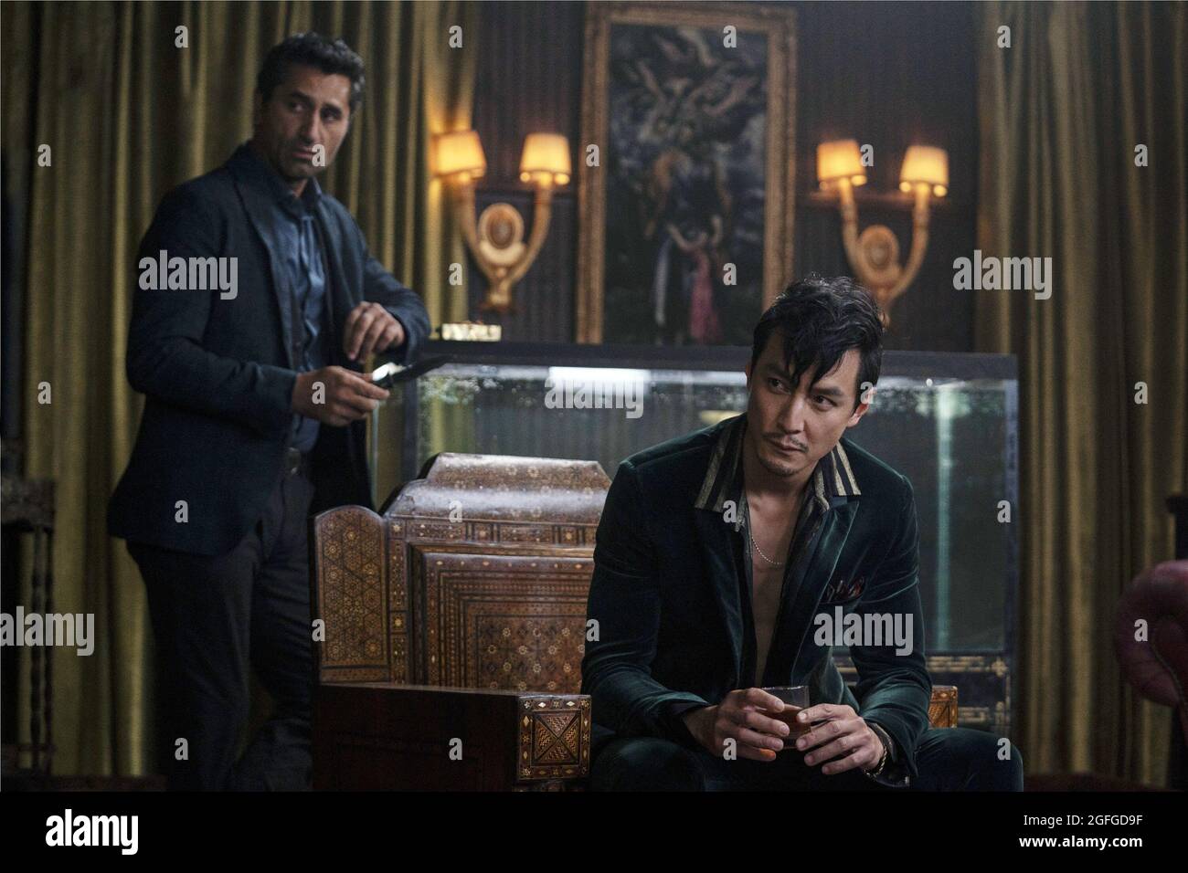 REMINISCENCE, from left: Cliff Curtis, Daniel Wu, 2021. ph: Ben ...