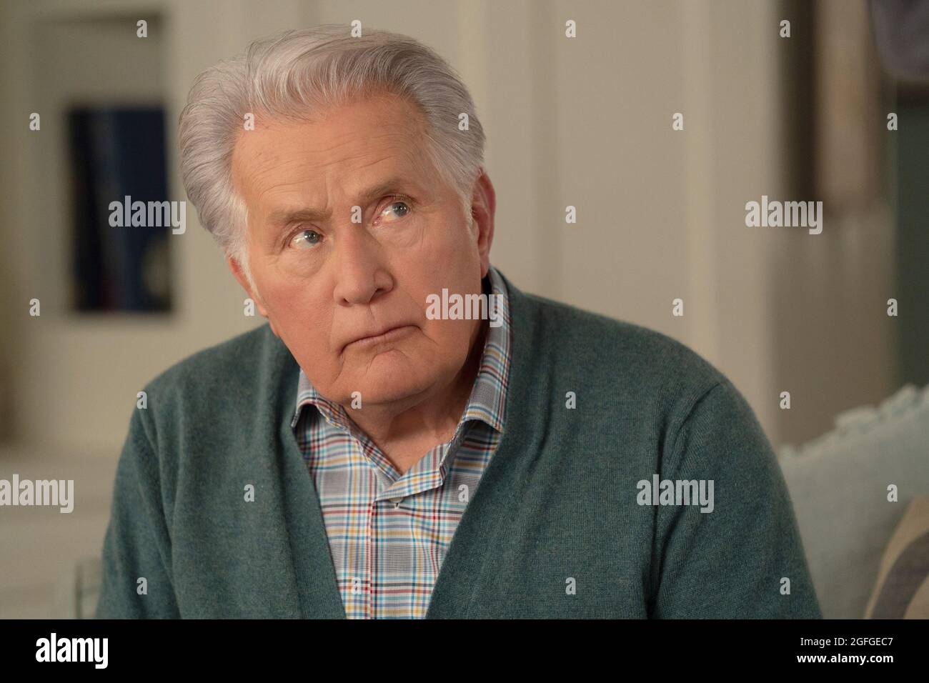 GRACE AND FRANKIE, Martin Sheen, 'The Bunny', (Season 7, ep. 703, aired ...