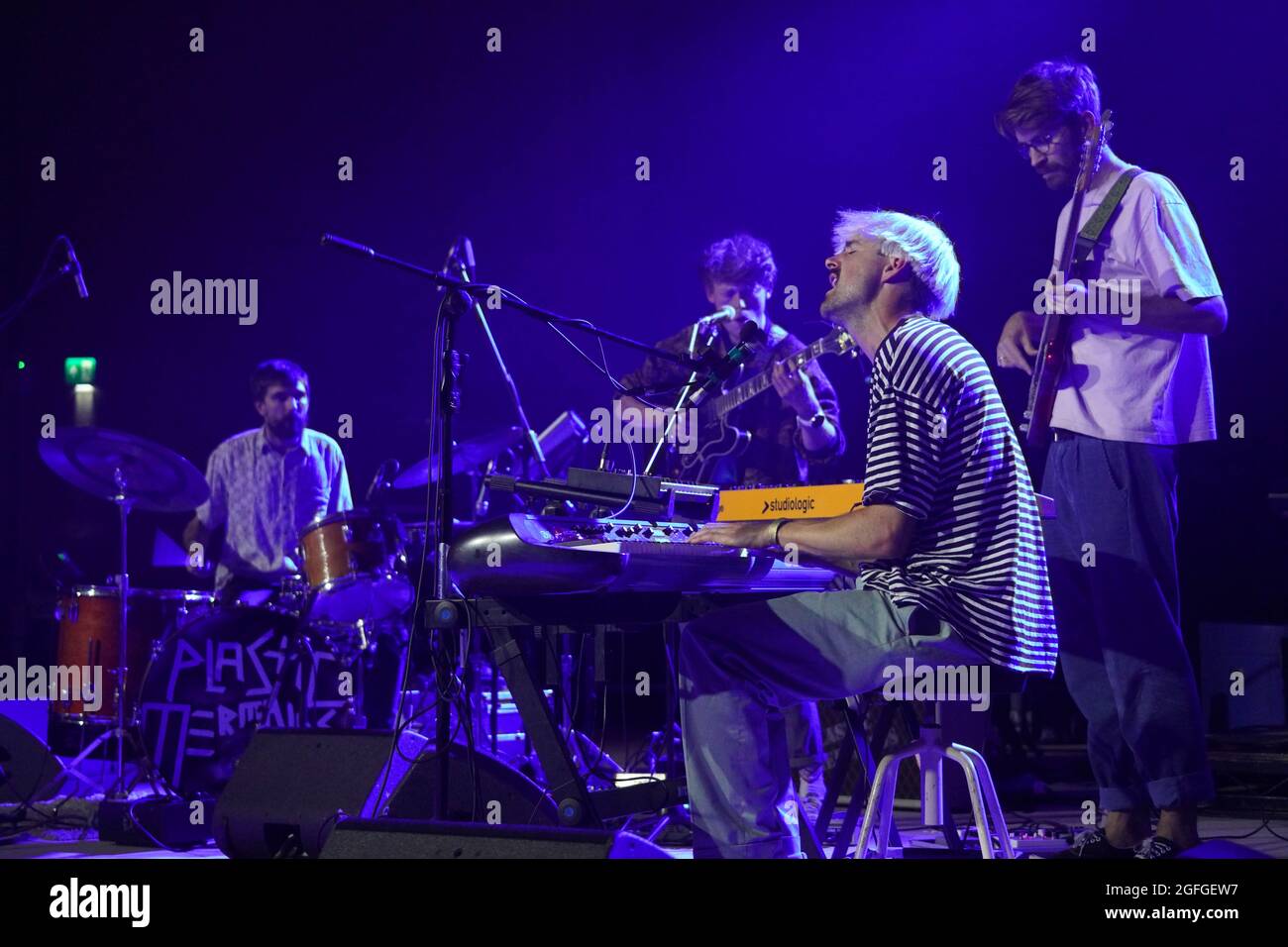 London, UK. 25th August 2021. Plastic Mermaids performing live on stage ...