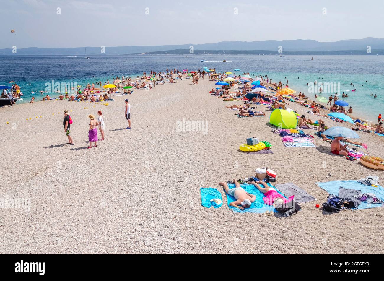 Sunbathe Family High Resolution Stock Photography and Images - Alamy