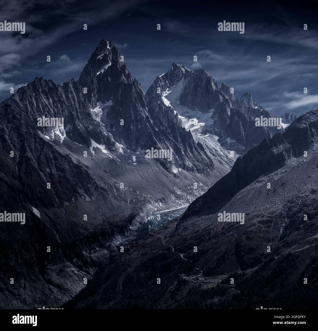 Dramatic Mountain Peaks in an Autumn Chamonix, France Stock Photo - Alamy
