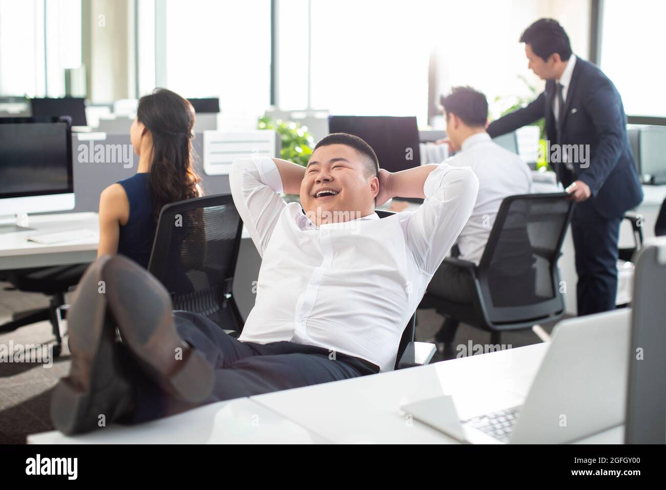 Slacking off at work hi-res stock photography and images - Alamy