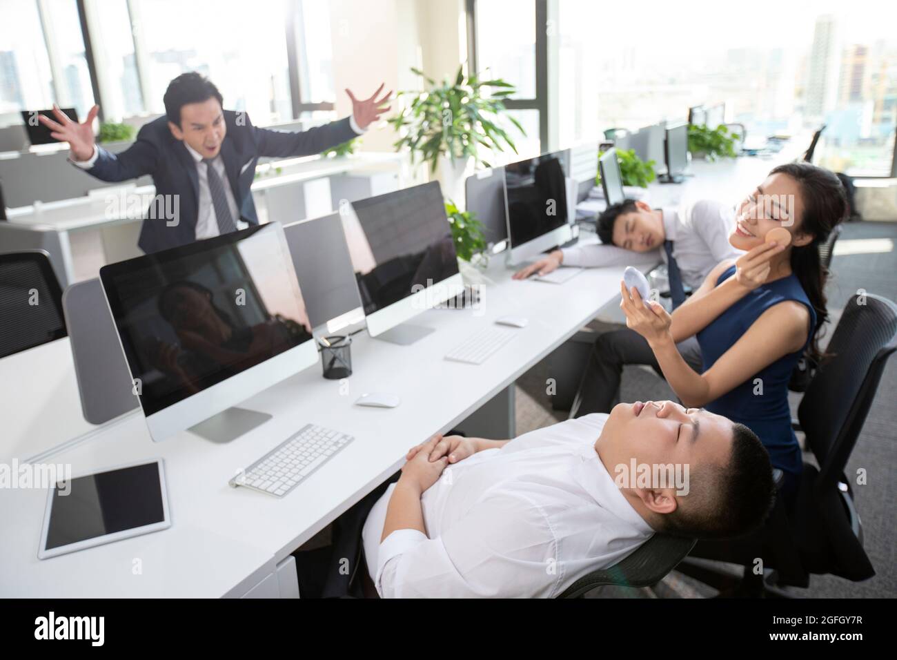 Asian men suit angry hi-res stock photography and images - Alamy