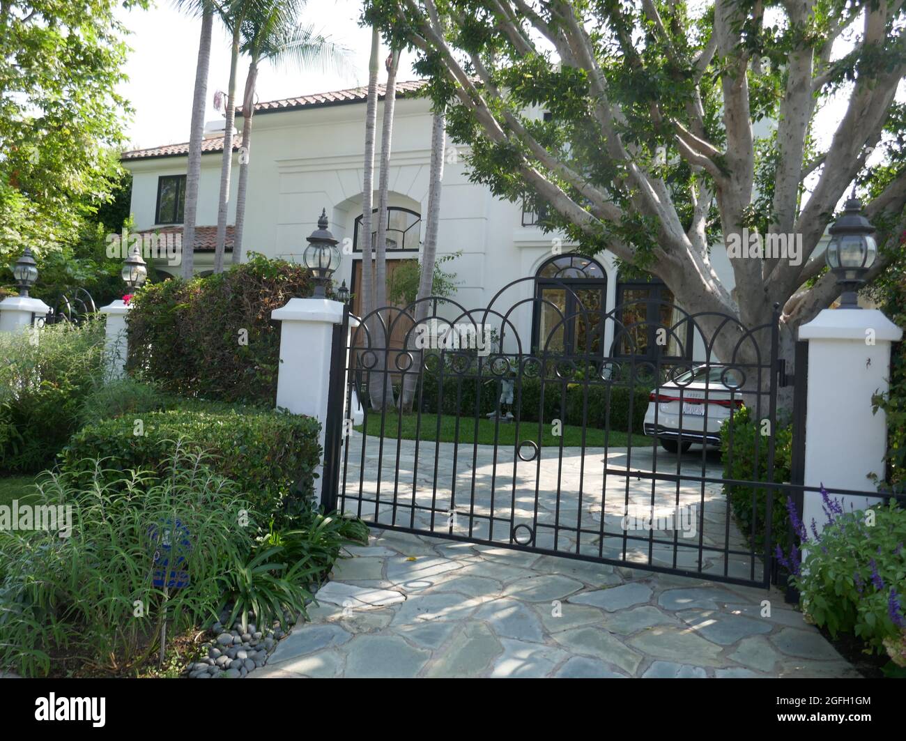 James parrillo hi-res stock photography and images - Alamy