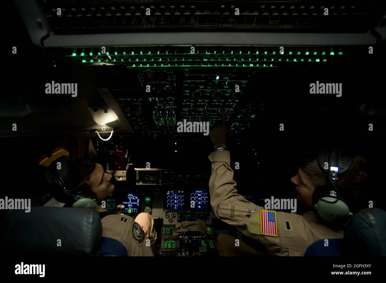 1st airlift squadron hi-res stock photography and images - Alamy