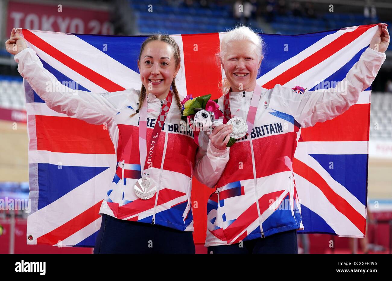 Great Britain's Aileen McGlynn and pilot Helen Scott pose with their ...