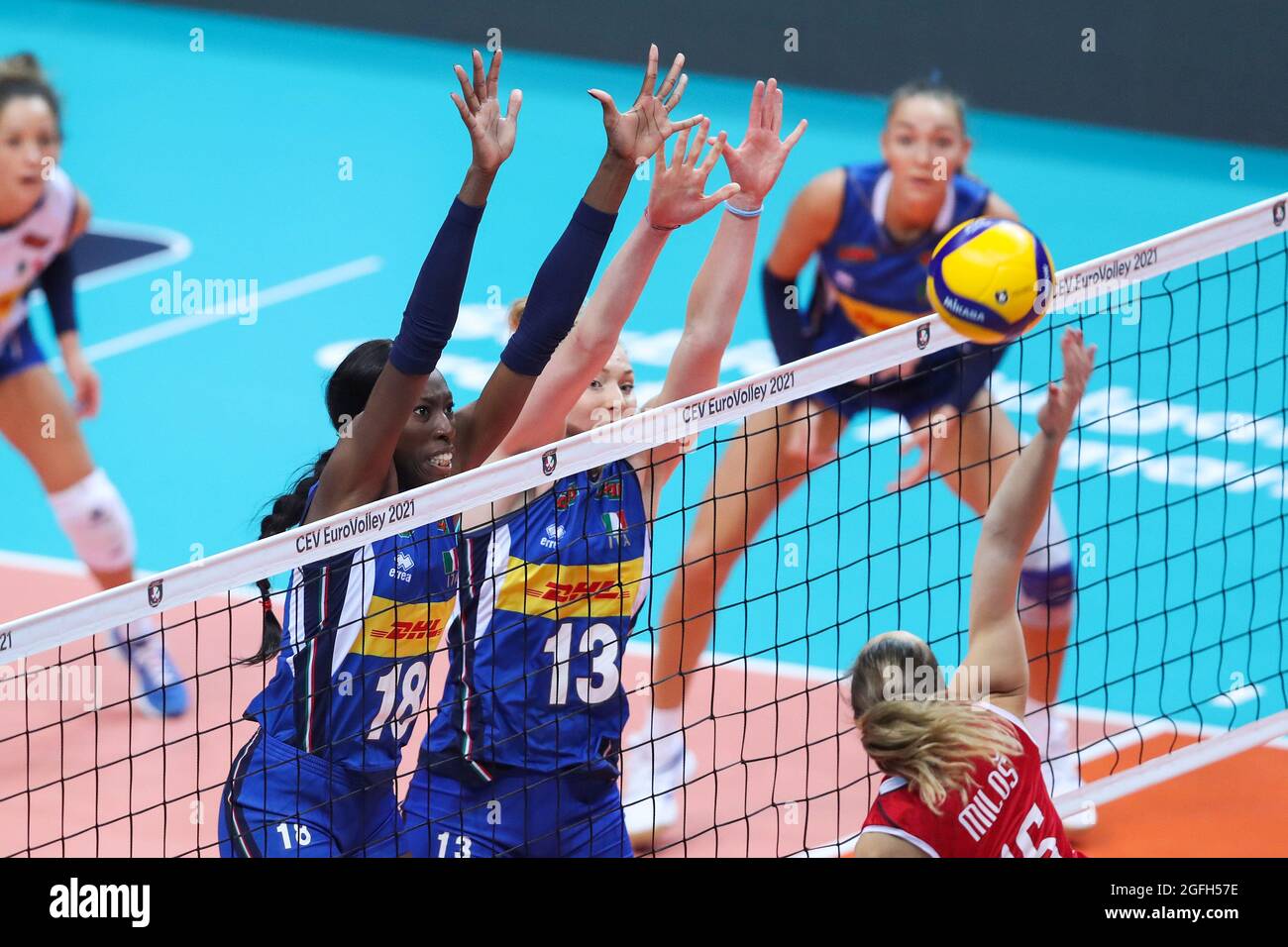 Laura milos hi-res stock photography and images - Alamy