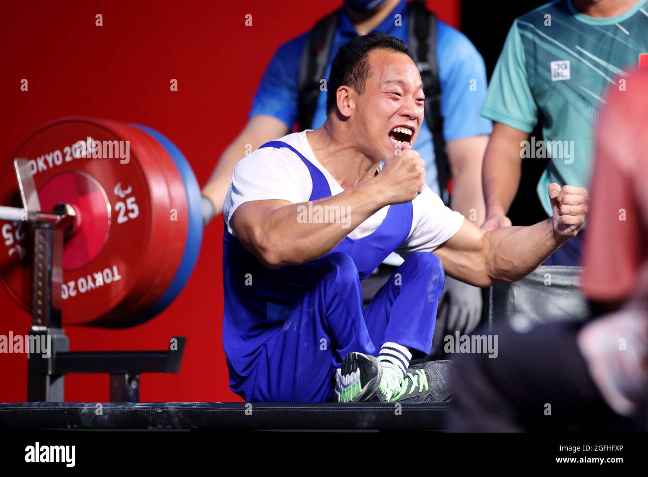 Tokyo, Japan. 26th Aug, 2021. Van Cong Le (VIE) Powerlifting : Men's ...