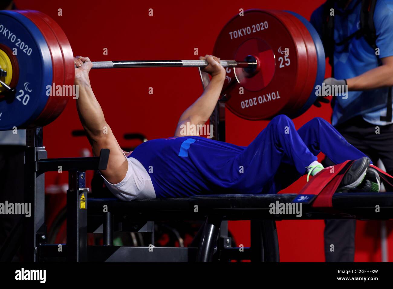 Tokyo, Japan. 26th Aug, 2021. Van Cong Le (VIE) Powerlifting : Men's ...
