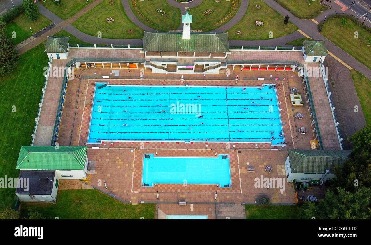 Peterborough lido august 2021 hi-res stock photography and images - Alamy