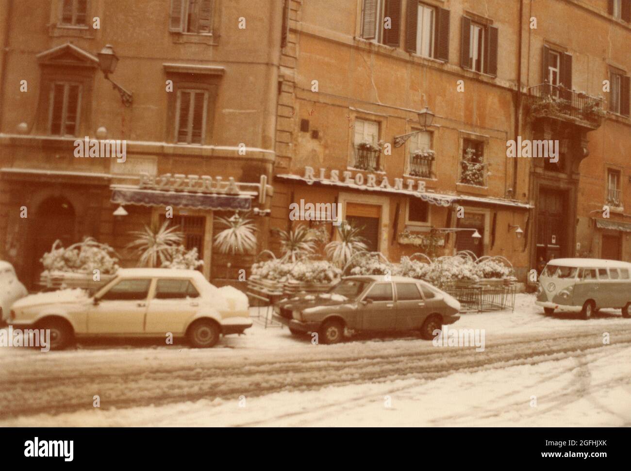 Bar san calisto rome hi-res stock photography and images - Alamy