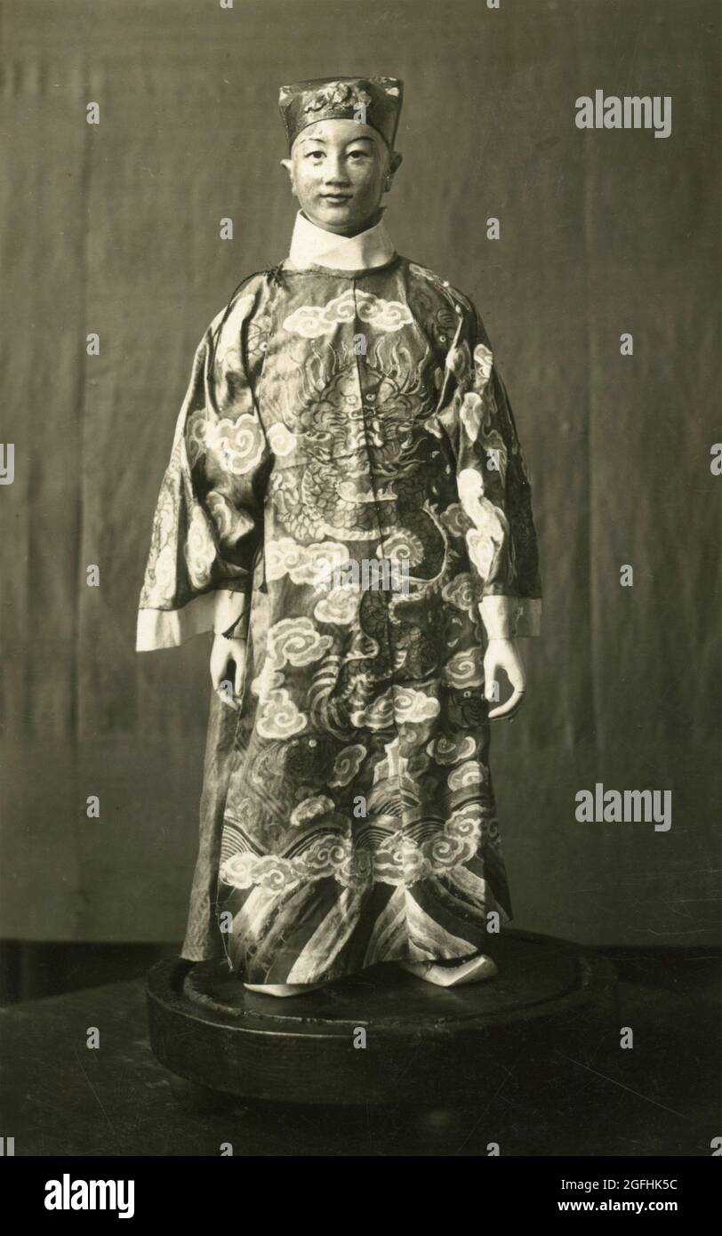 Chinese Mandarin, original little statue in ceramic and fabric, 1934 ...