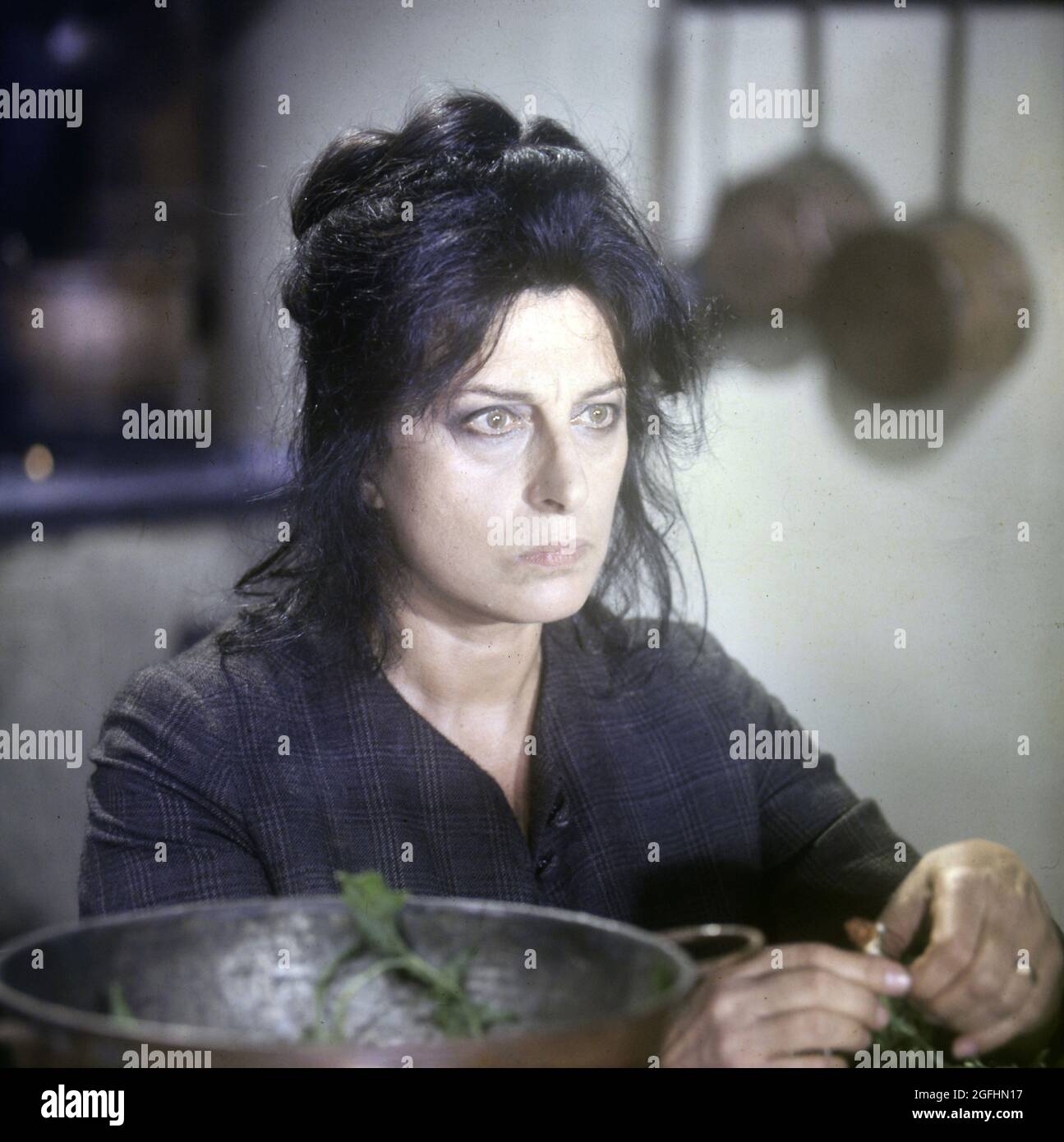 Italian actress Anna Magnani, 1950s Stock Photo - Alamy