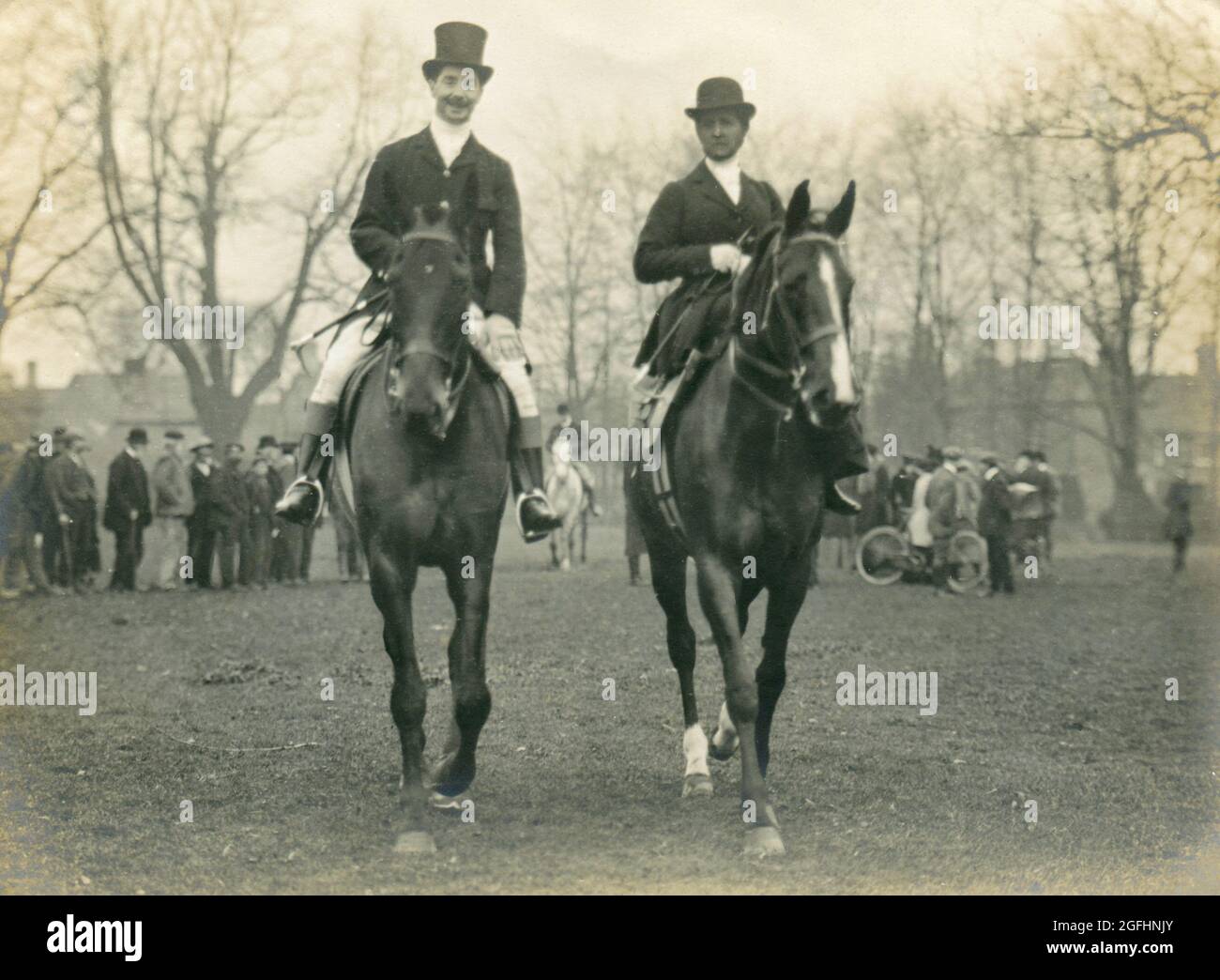 Horse riders in the countryside for fox hunting, UK 1908 Stock Photo ...