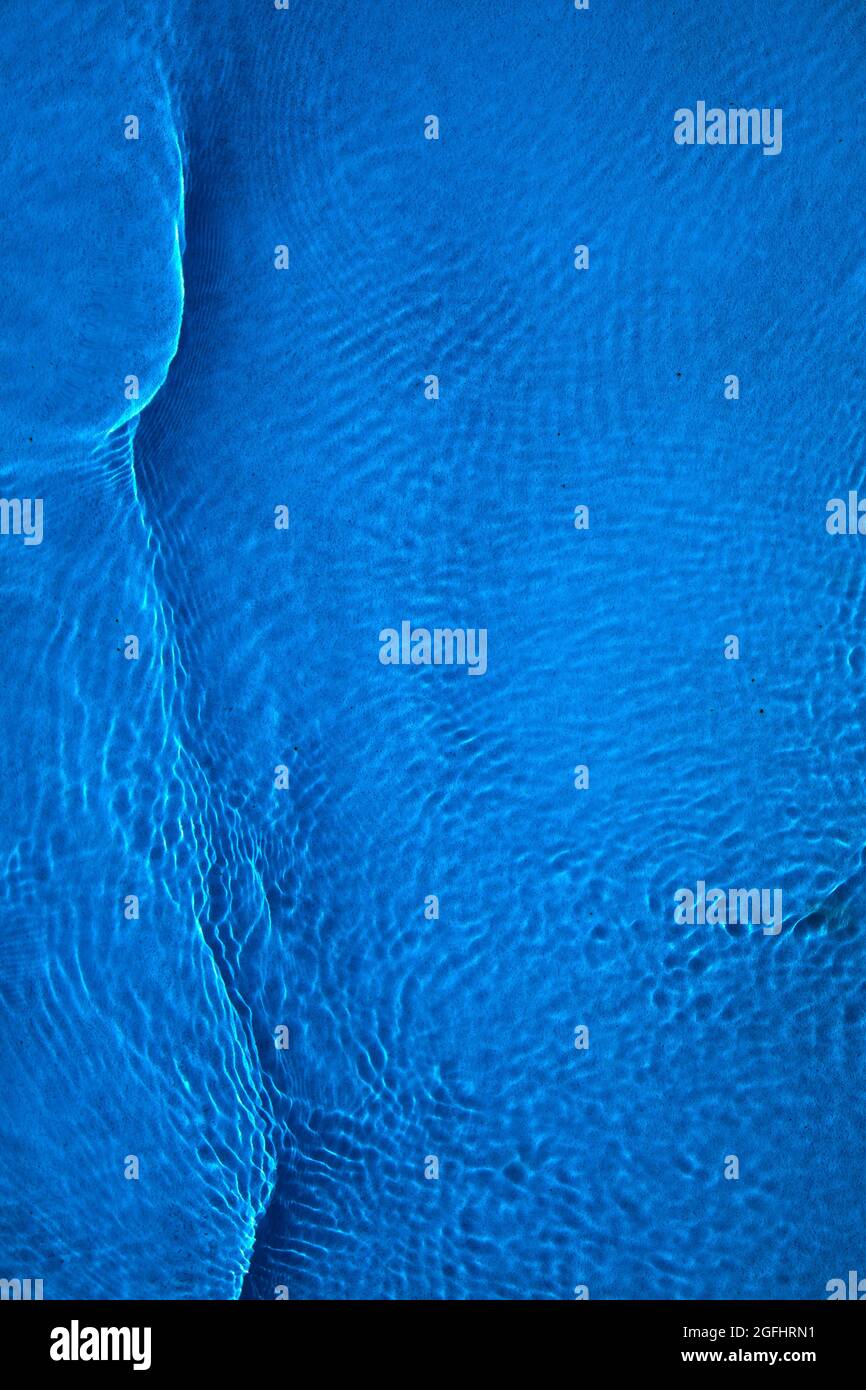 The blue color that takes the photographed water of a pool Stock Photo ...