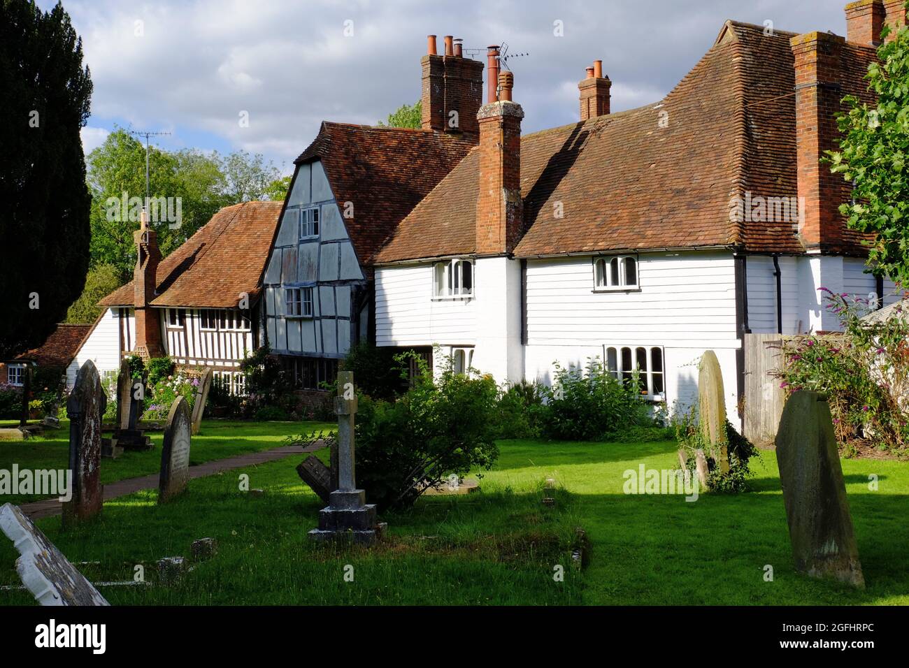 Smarden village kent england uk hi-res stock photography and images - Alamy
