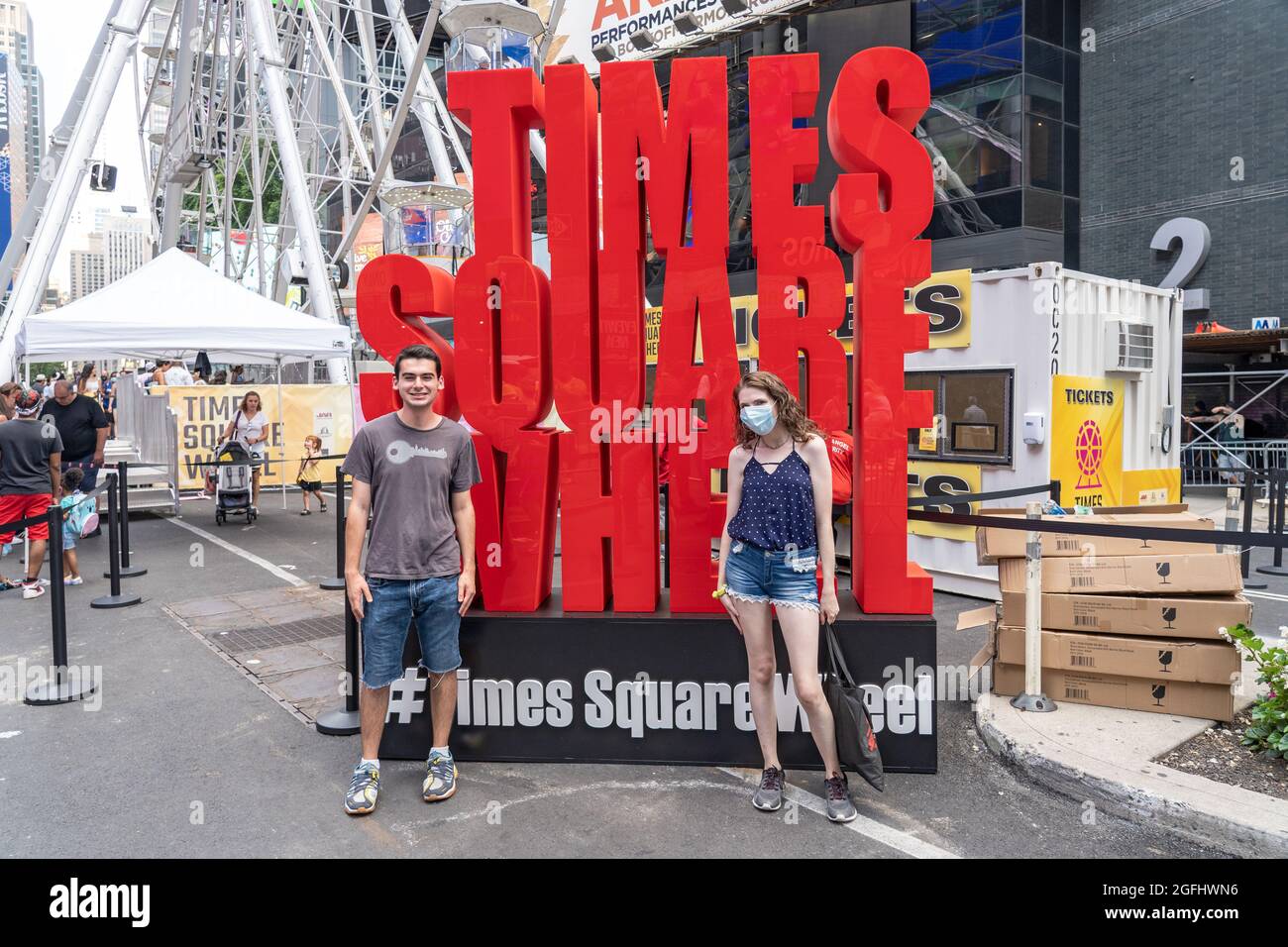Times square wheel hi-res stock photography and images - Alamy