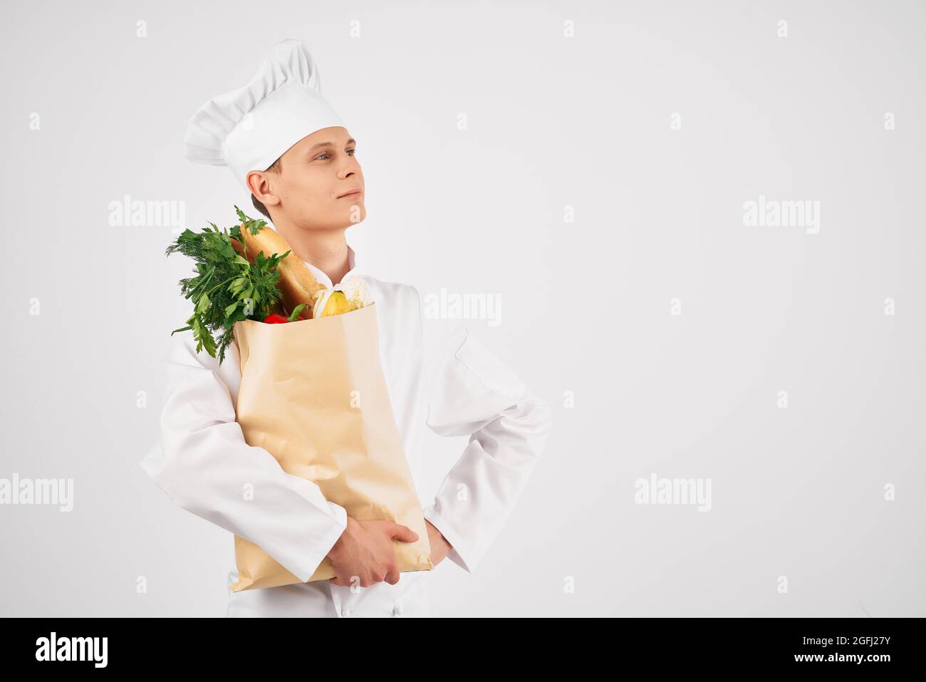 chef with fresh food package healthy food restaurant delivery Stock ...