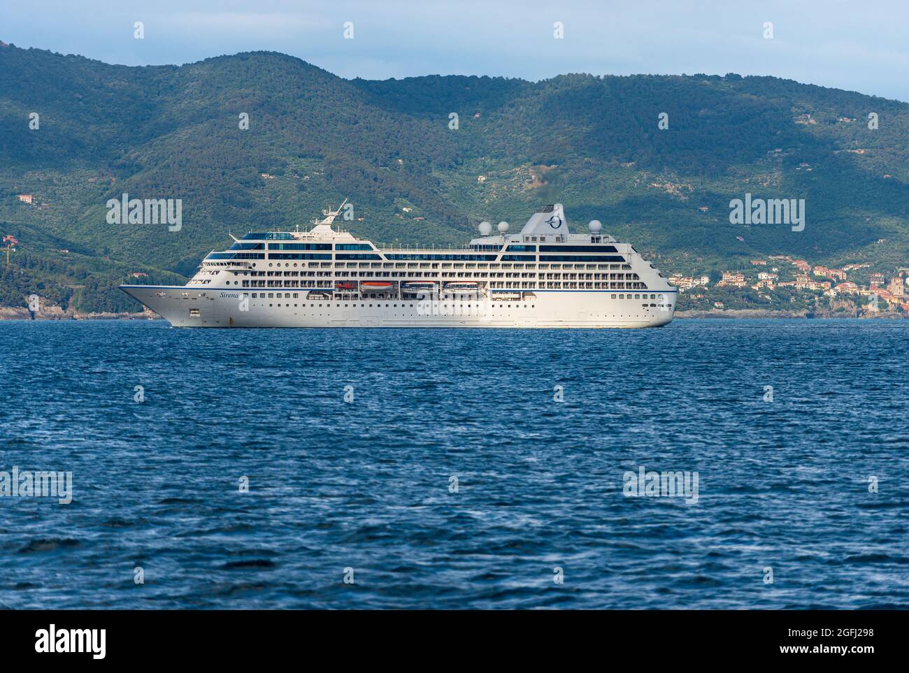 Sirena Cruise Ship of the US shipping company Oceania Cruises, moored ...