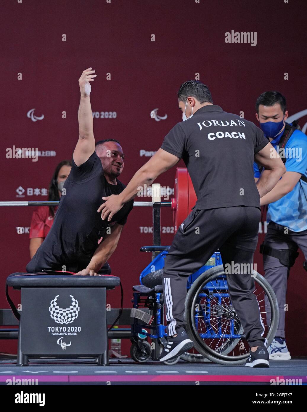 Tokyo, Japan. 26th Aug, 2021. Omar Sami Hamadeh Qarada (L) of Jordan ...