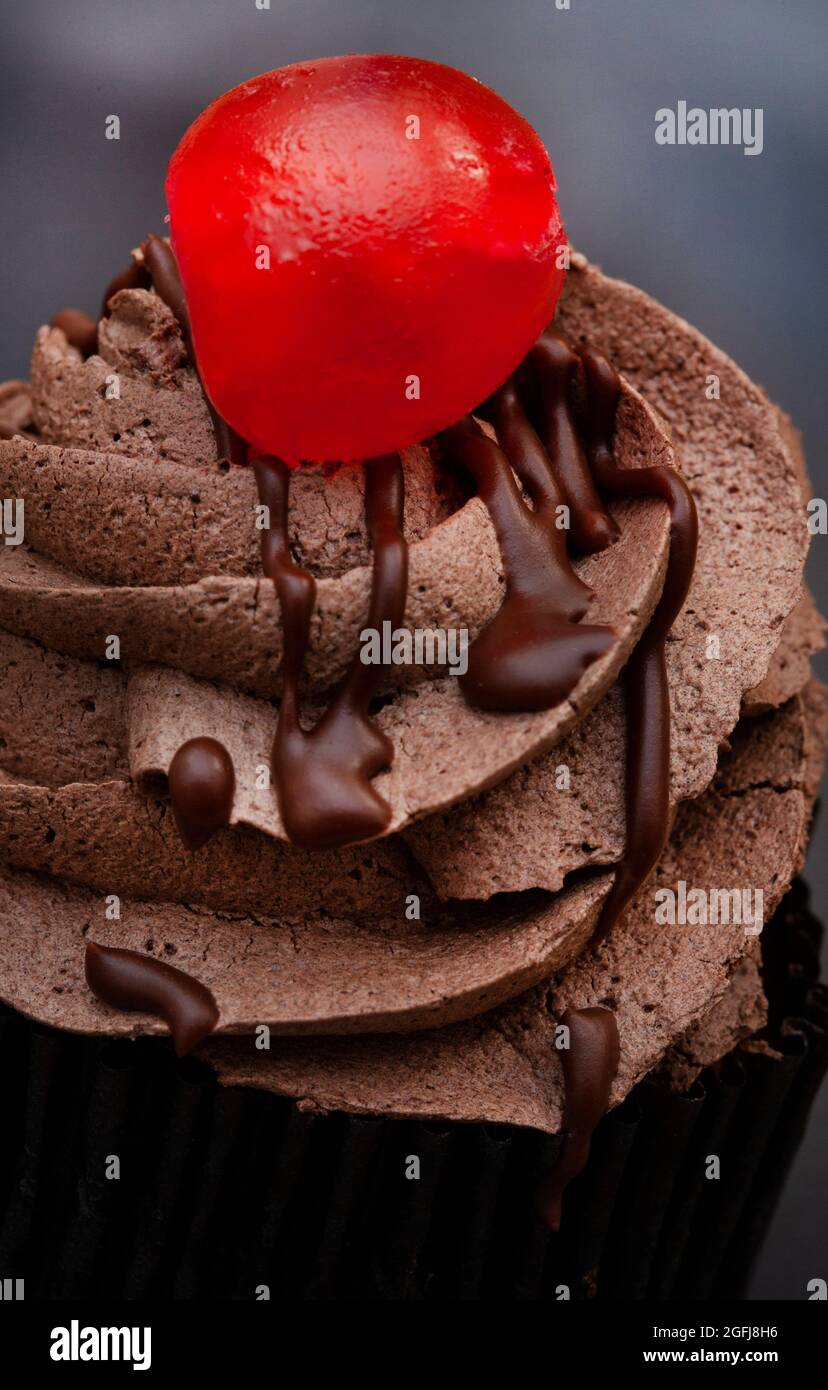 Cherry on top hi-res stock photography and images - Alamy