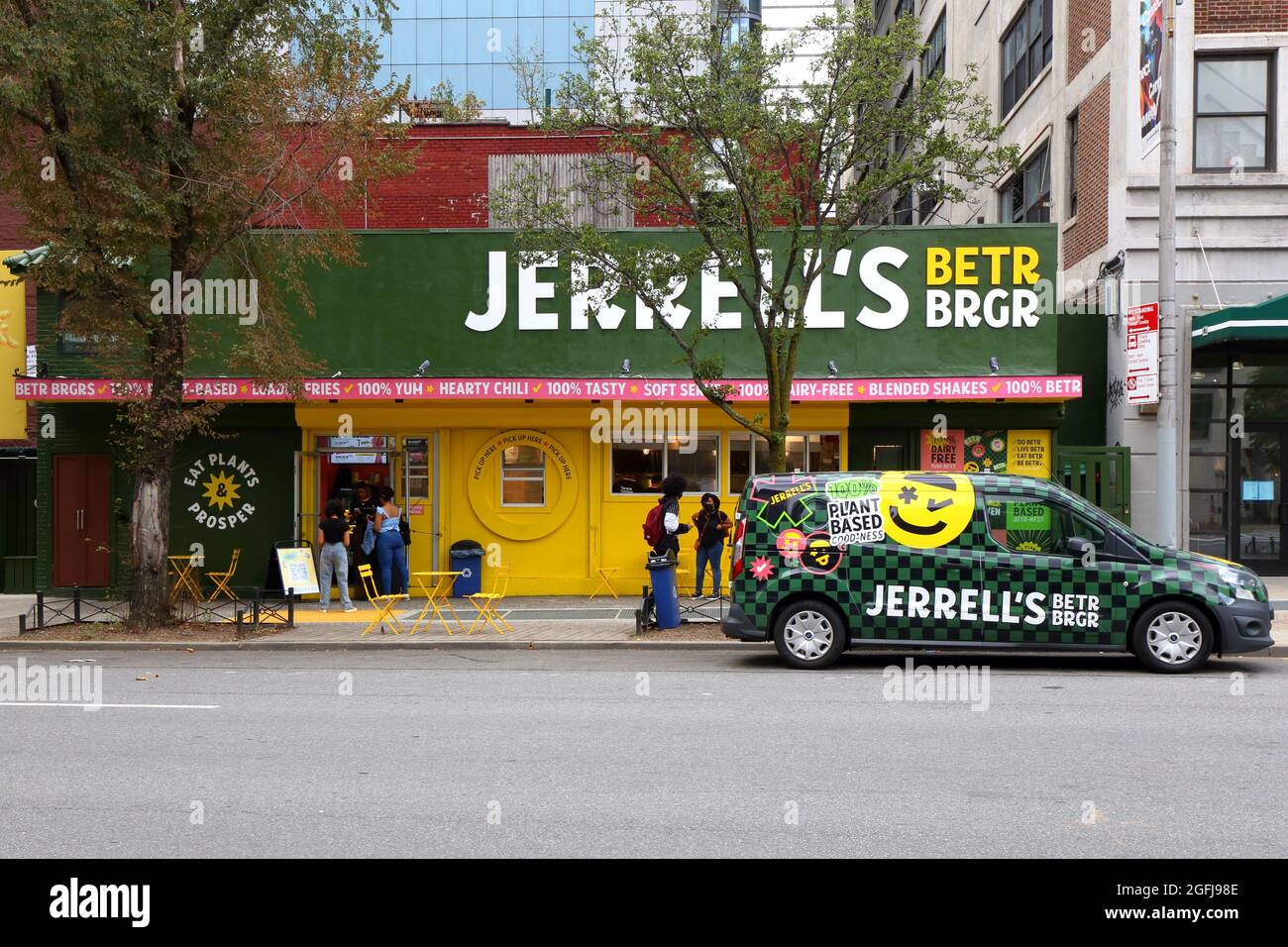 Jerrell's BETR BRGR, 117 6th Avenue, New York, NYC storefront photo of ...