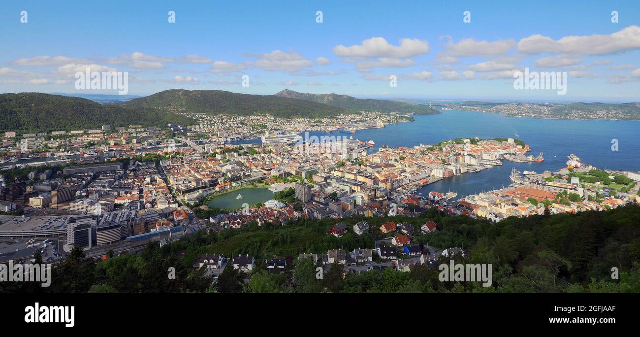 Aerial view of Bergen Norway. Mountains around Bergen Stock Photo - Alamy