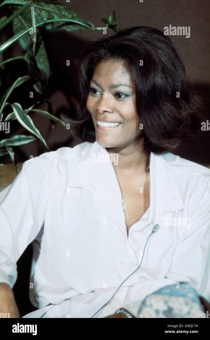 Dionne Warwick, amerikanische Pop-Sängerin und Fernsehmoderatorin ...