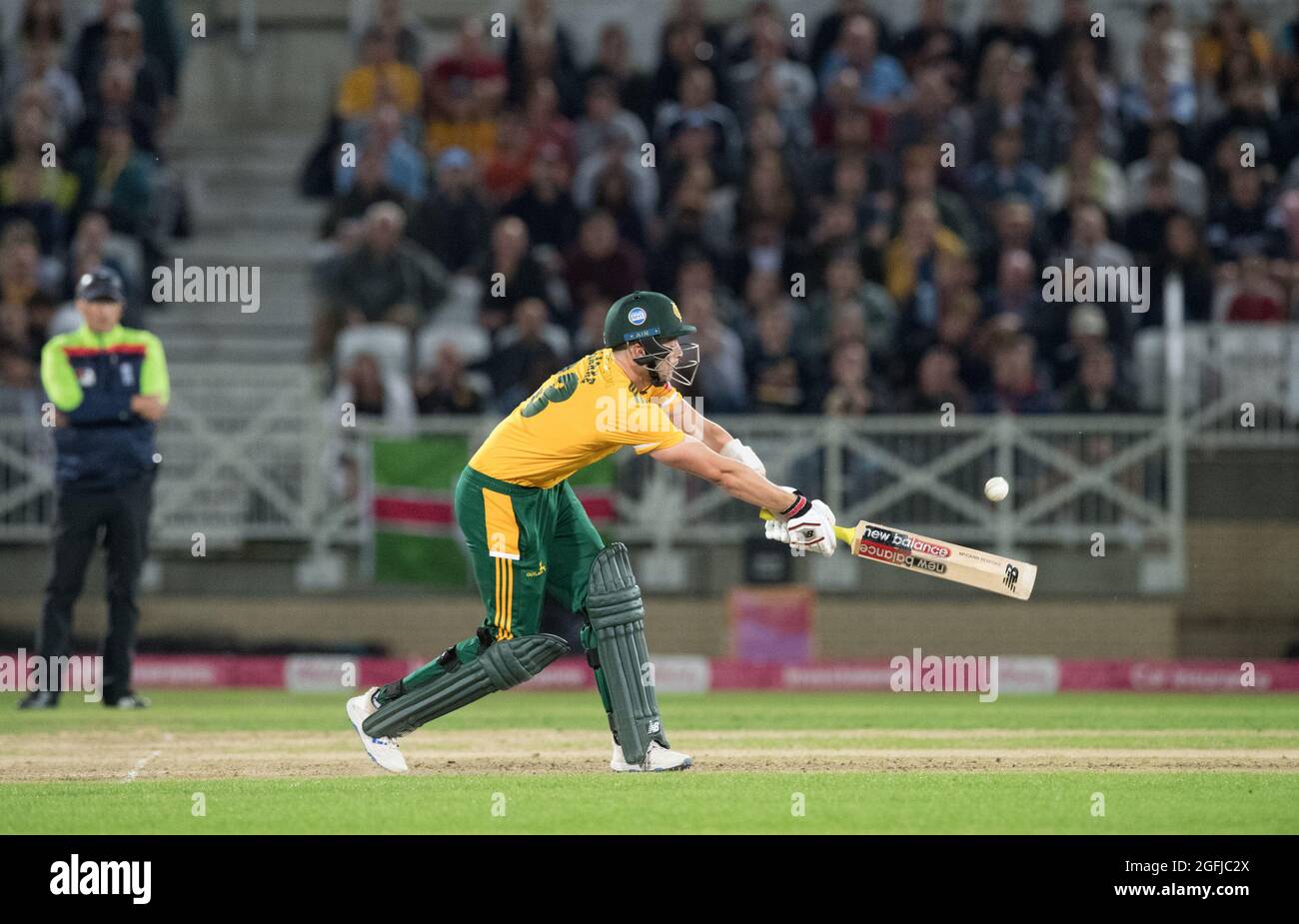 Joe clarke of notts batting hi-res stock photography and images - Alamy