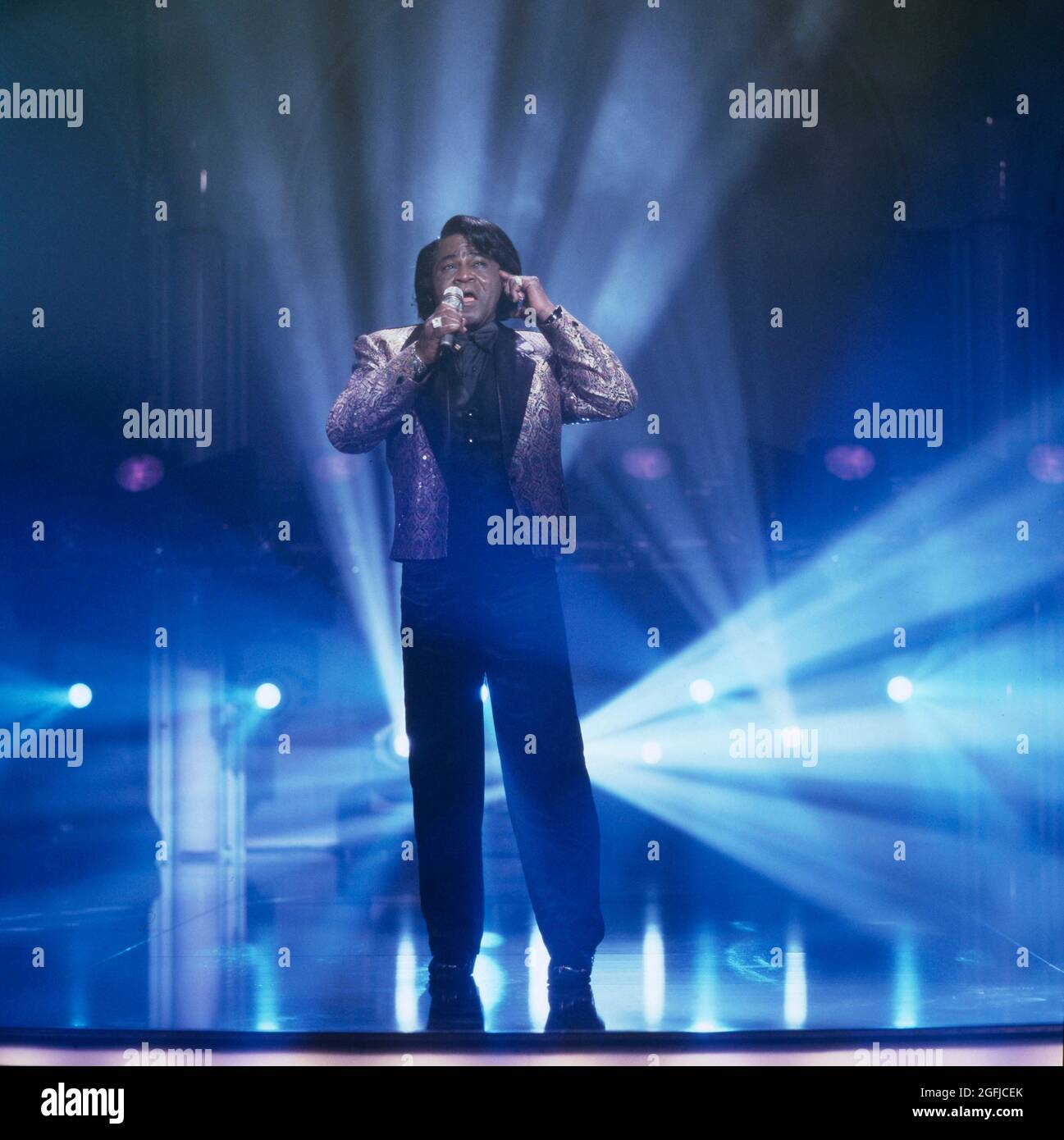 James brown concert hi-res stock photography and images - Alamy