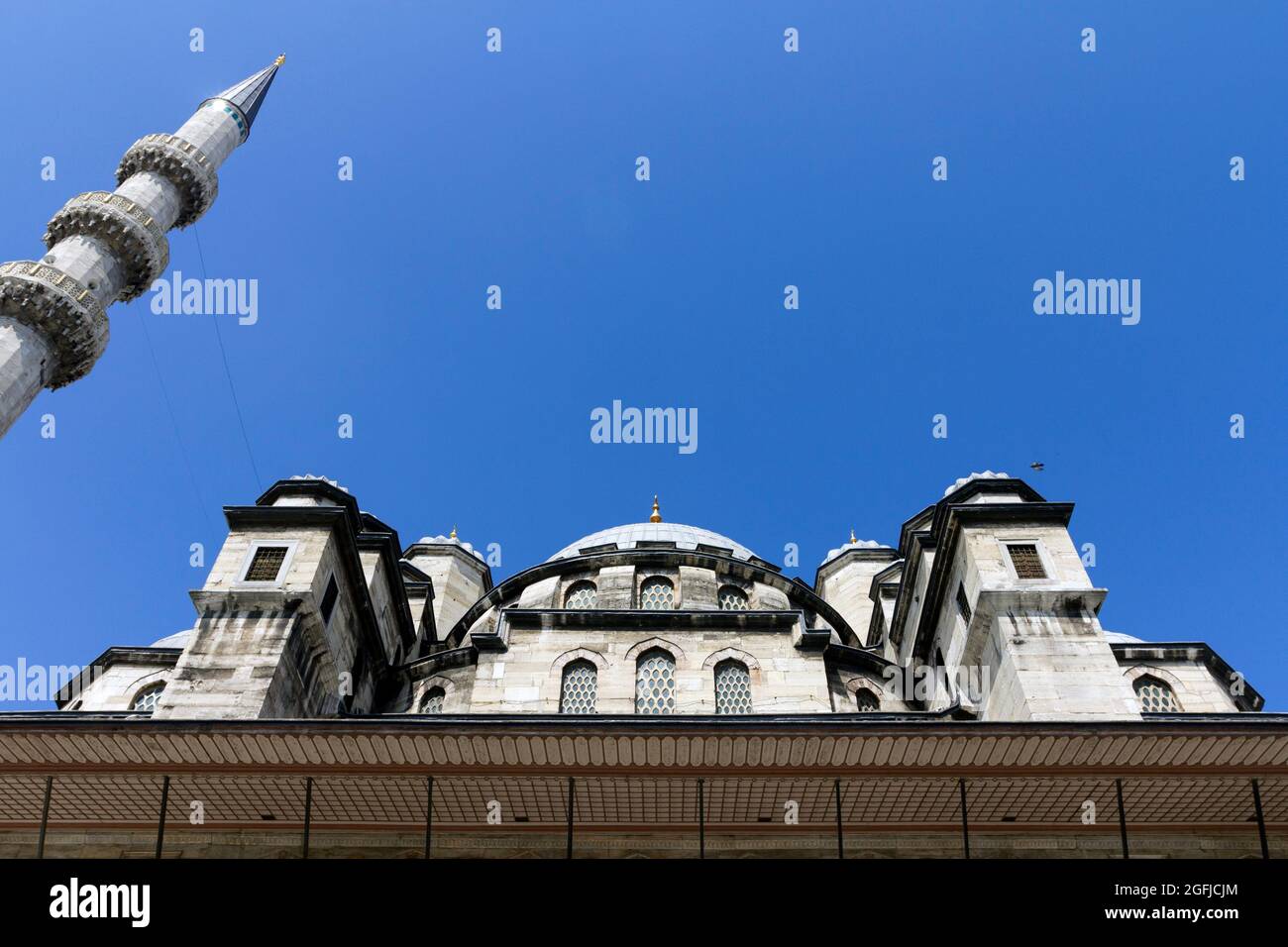 The New Mosque originally named the Valide Sultan Mosque in Istanbul ...