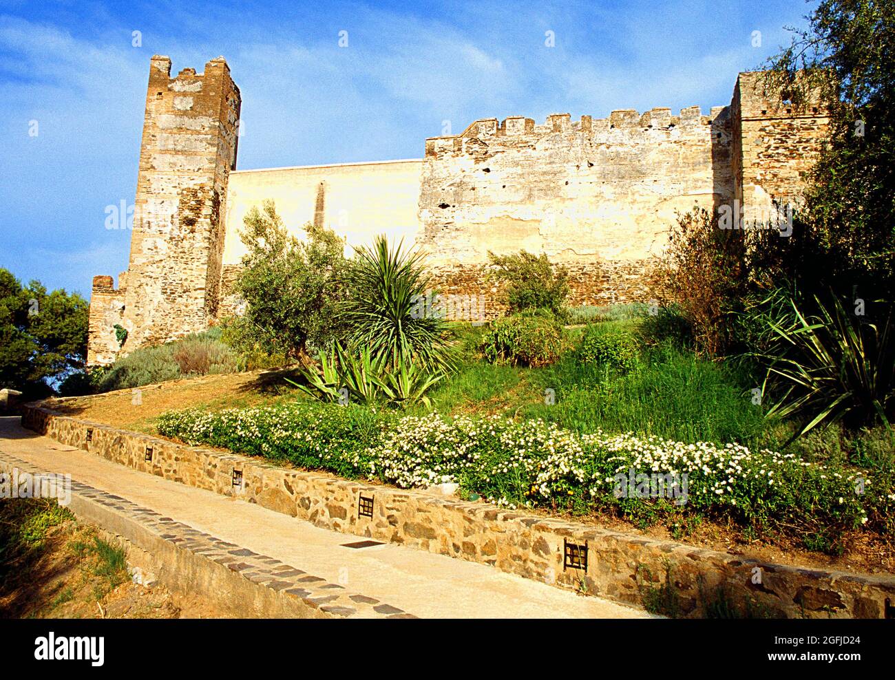 Fortalezas fortalezas fortalezas fortalezas medievales hi-res stock ...