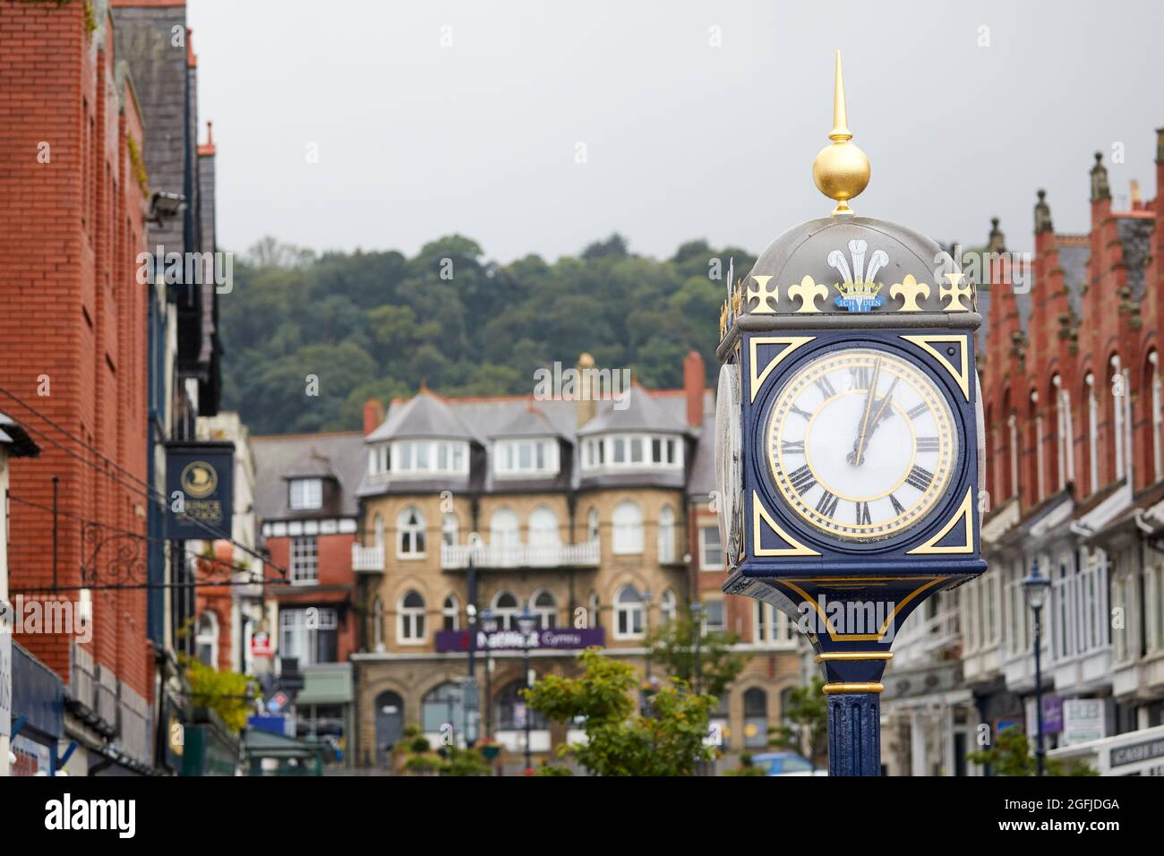 Memorial town clock hi-res stock photography and images - Alamy