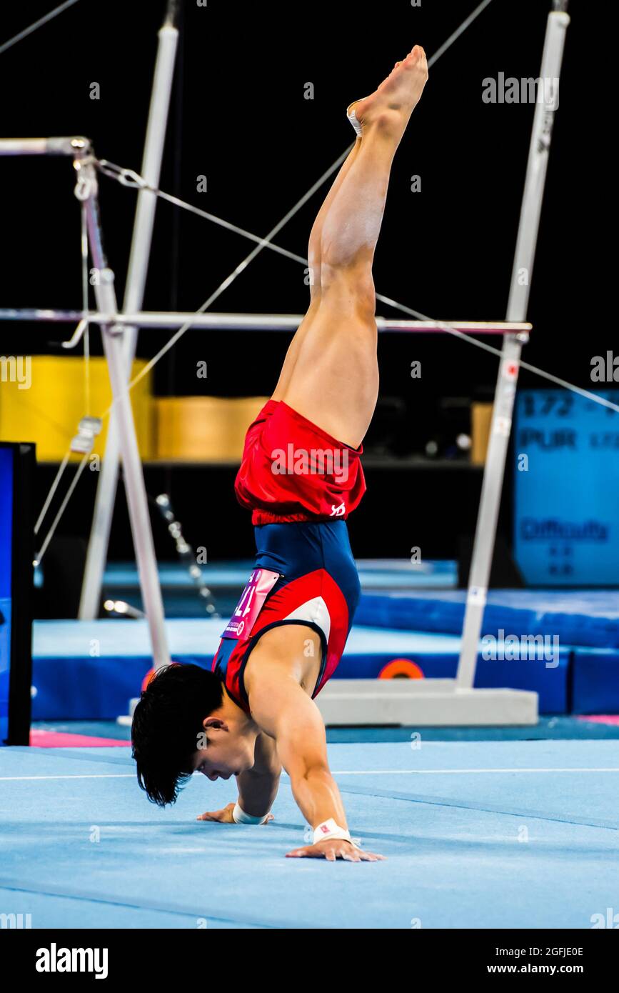 Carlos Edriel Yulo from Philippines performing a Japanese handstand ...