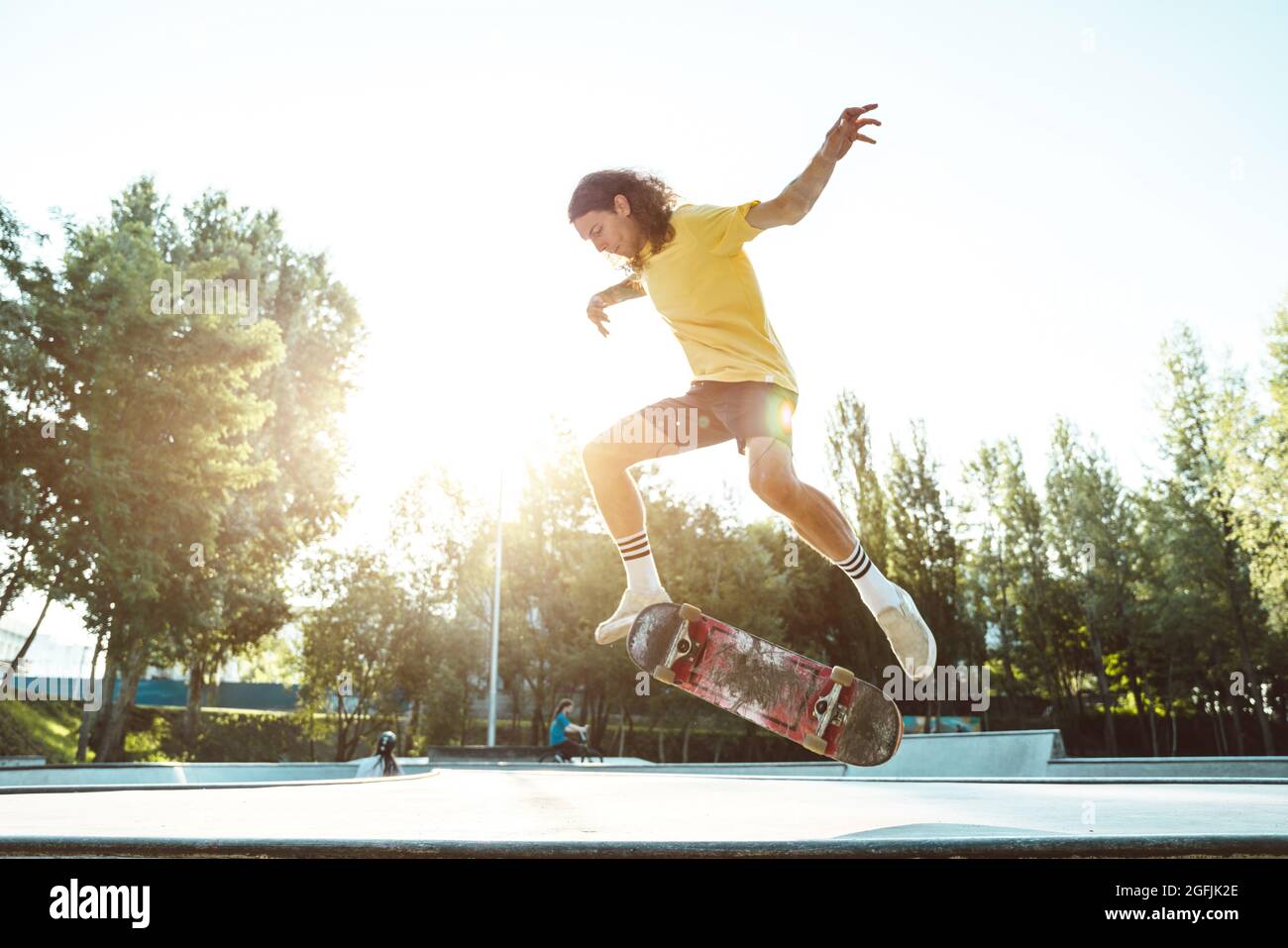 American professional skateboarder hi-res stock photography and images ...