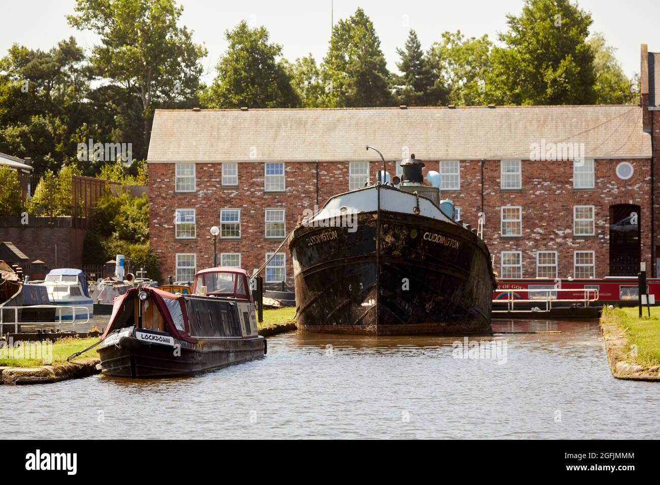 National Waterways Museum Ellesmere Port, end of the Shropshire Union ...