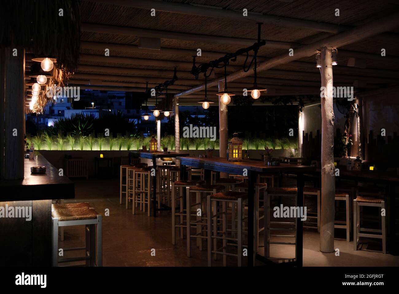 Bar on an island hi-res stock photography and images - Alamy