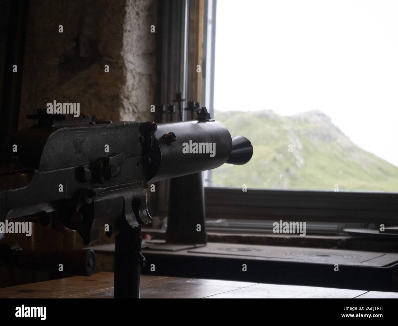 first world war wwi pistol maching gun Stock Photo - Alamy