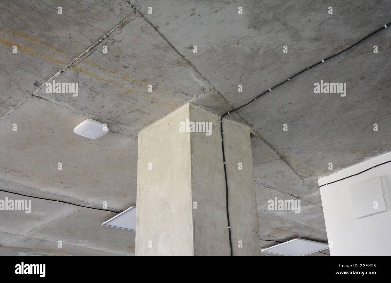 House renovation: incomplete ceiling and pillar without plastering or ...