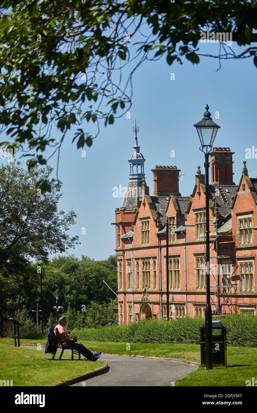 The old courts wigan hi-res stock photography and images - Alamy