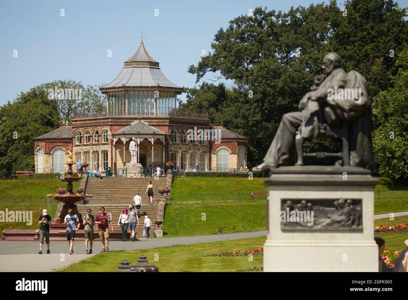 Wigan Mesnes Park Victorian octagonal pavilion, The Boer War memorial ...