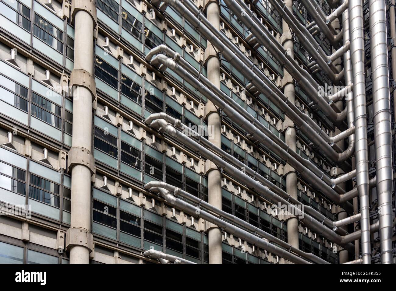 Pipework on lloyds building hi-res stock photography and images - Alamy