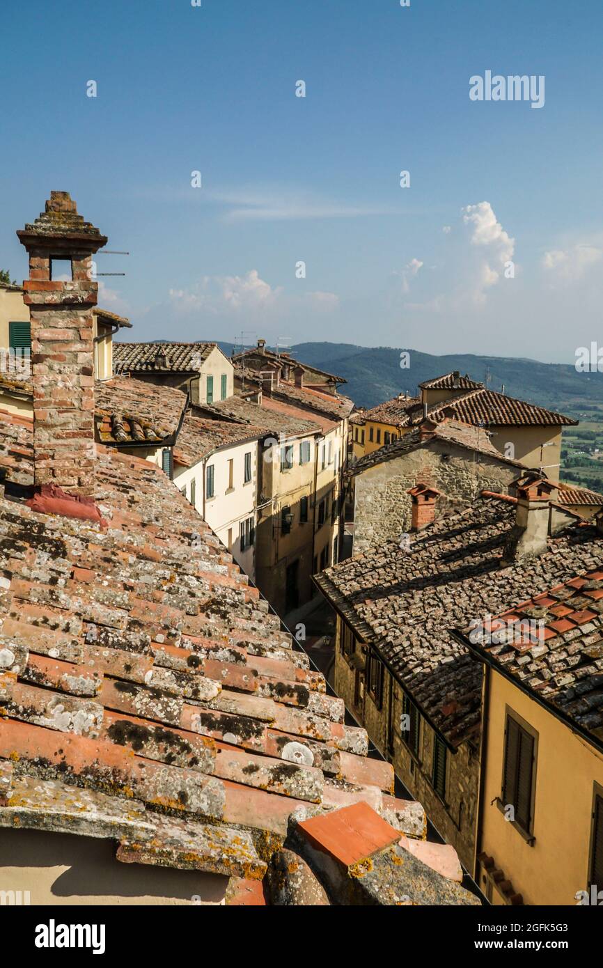roof of buildings in Tuscany, Italy Stock Photo - Alamy