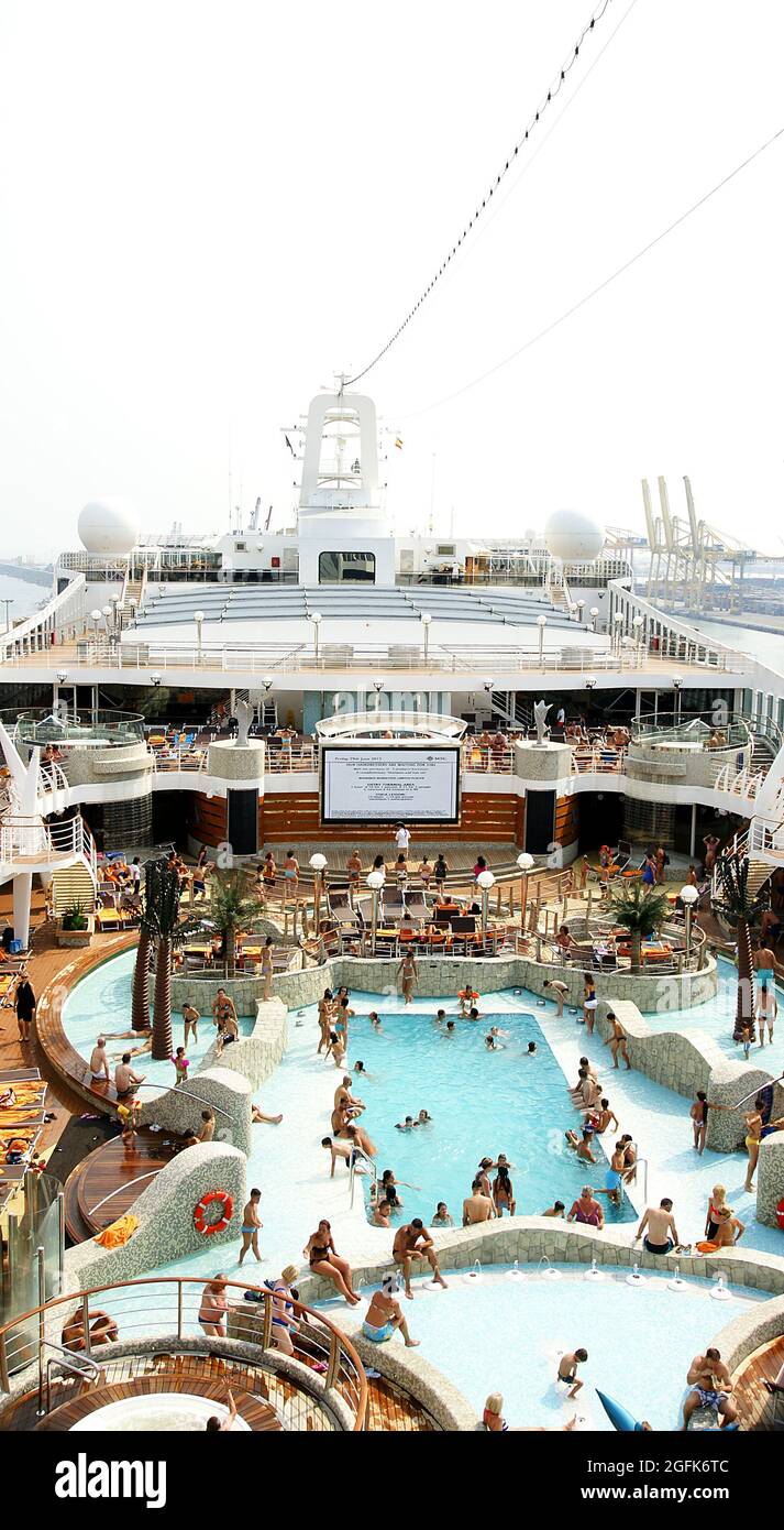 People having fun on the deck of a cruise ship Stock Photo - Alamy