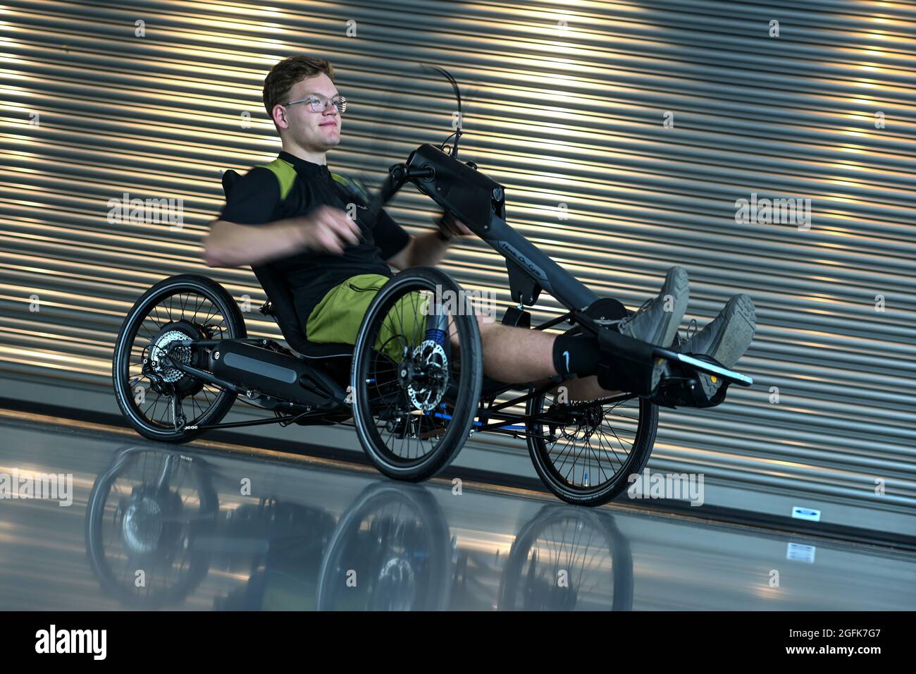 Friedrichshafen, Germany. 26th Aug, 2021. Model Oskar presents the ...