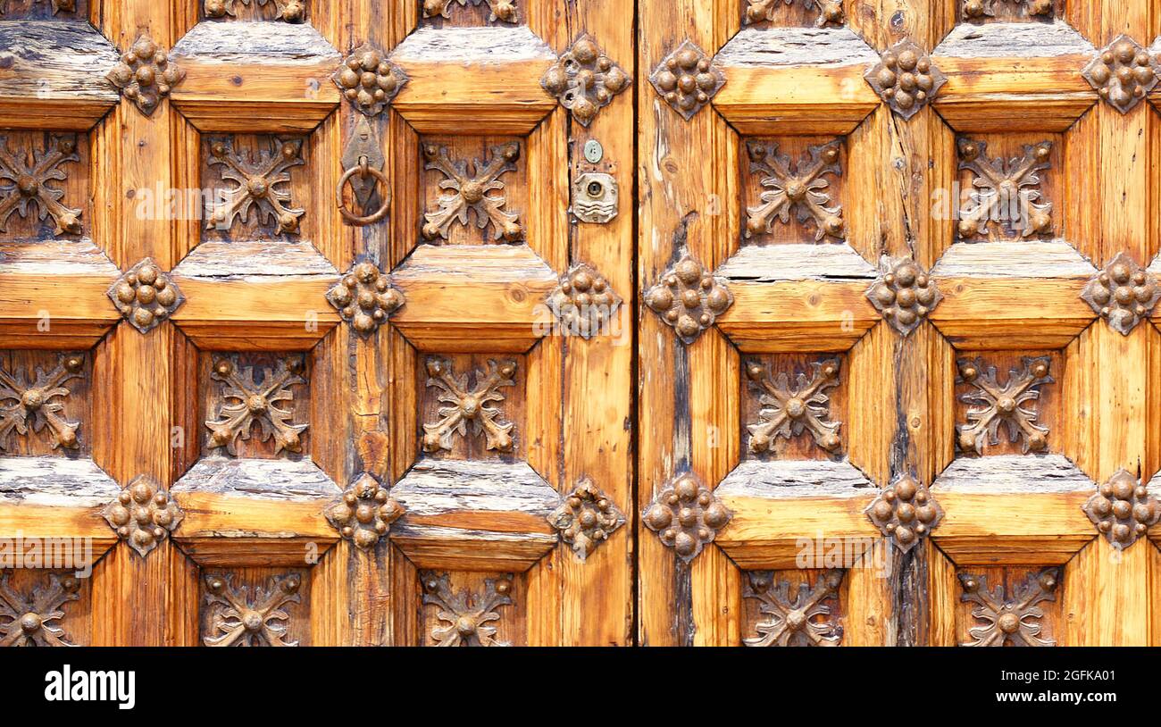 Door detail for backgrounds and textures Stock Photo - Alamy